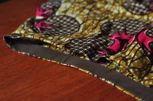 How to Sew a T-shirt Knit Neckband the Fail-Proof Way - The Last Stitch