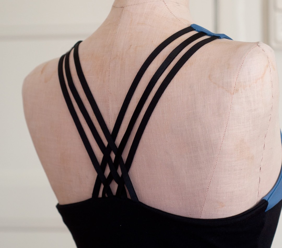 Sewing Machine Mock Flat-Lock Seam Tutorial - The Last Stitch