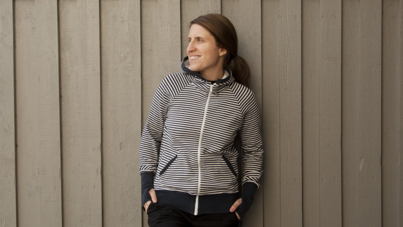 How to add adjustable elastic cord on clothes - The Last Stitch