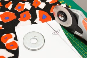 Cutting Knit Fabrics – 8 Essential Tips For Success – The Last Stitch