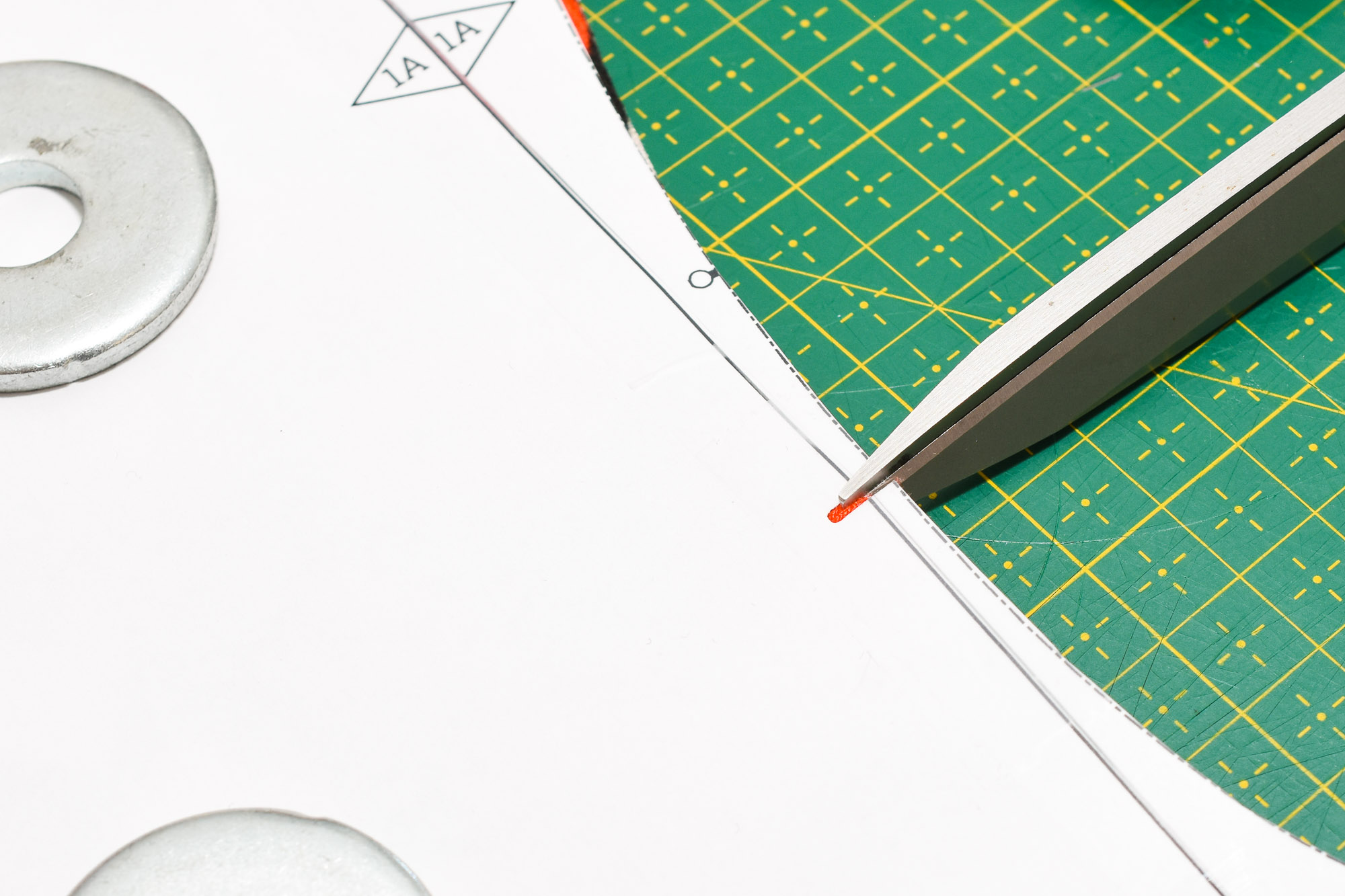 Cutting Knit Fabrics – 8 Essential Tips For Success – The Last Stitch