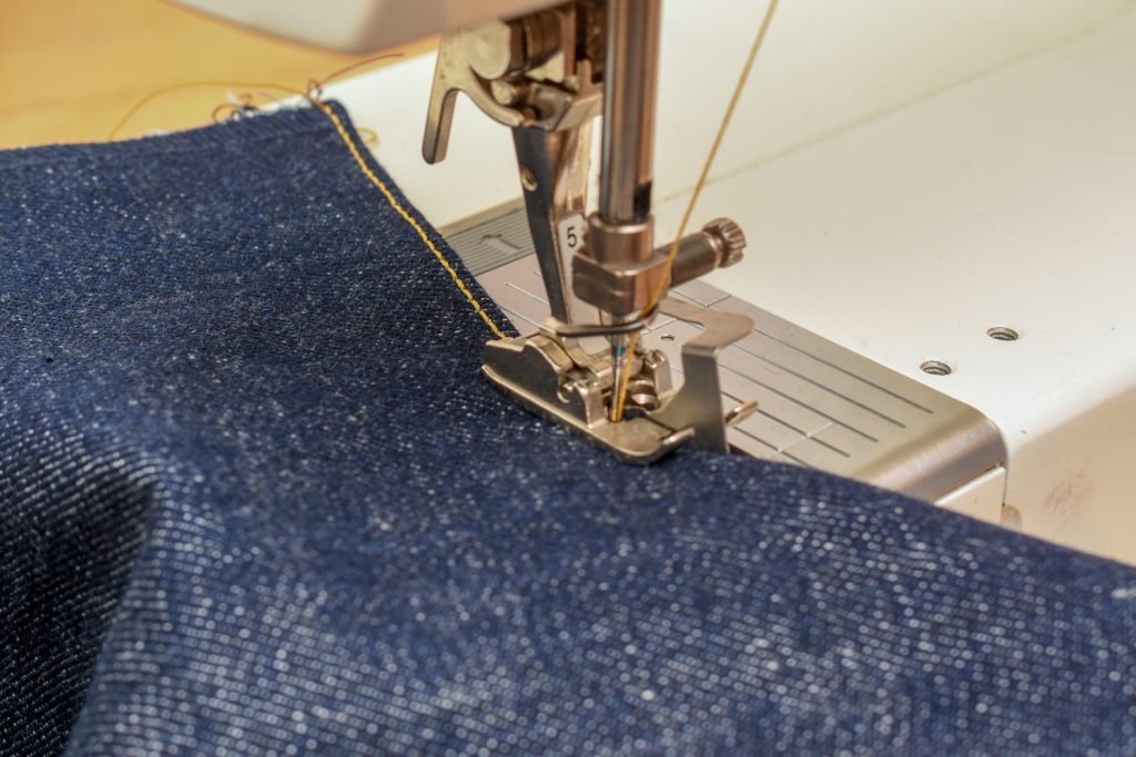 How to Sew Jeans Front Pockets the Professional Way – The Last Stitch ...