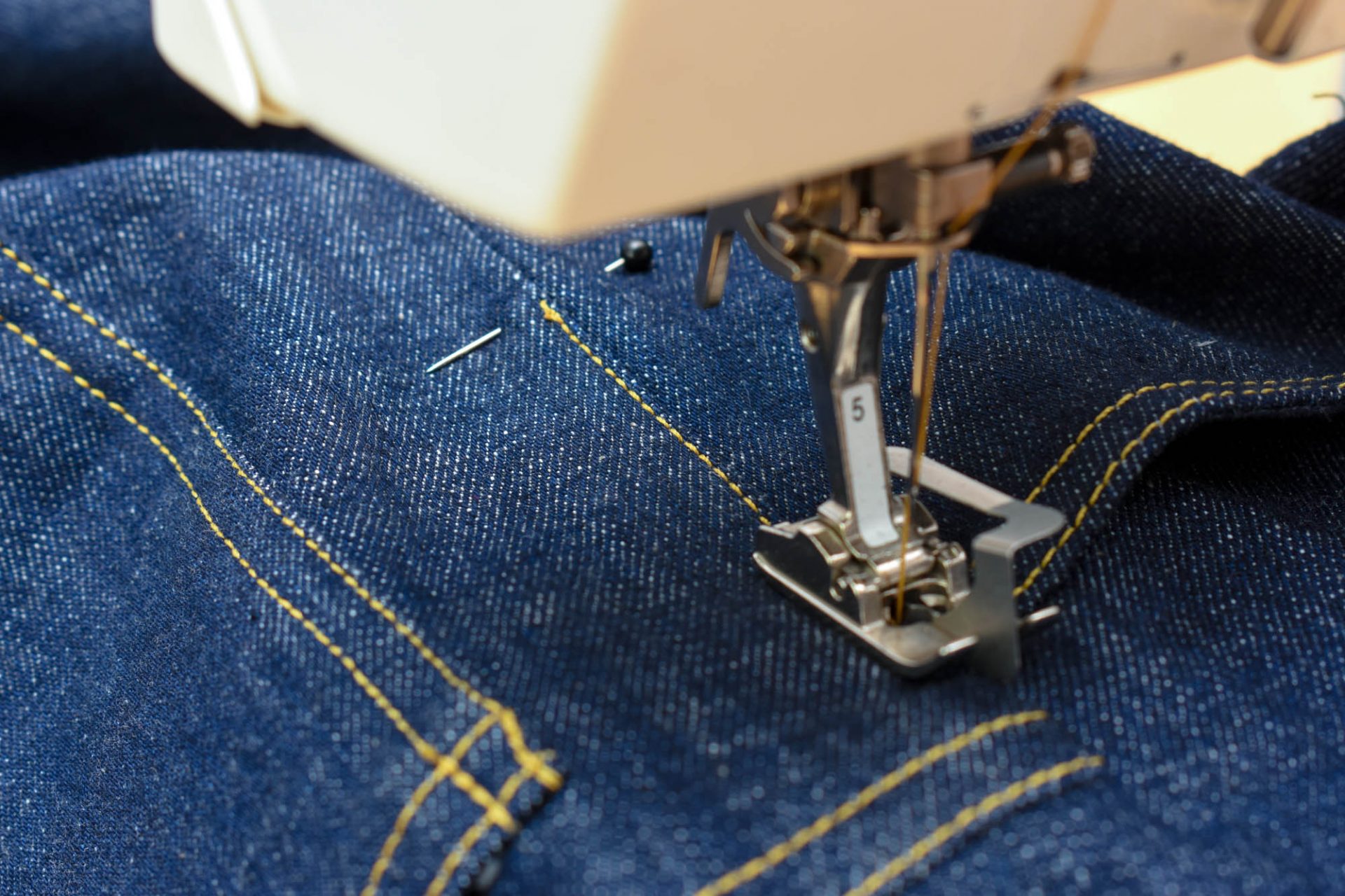 How to sew the jeans yoke and side seams – The Last Stitch Johanna ...