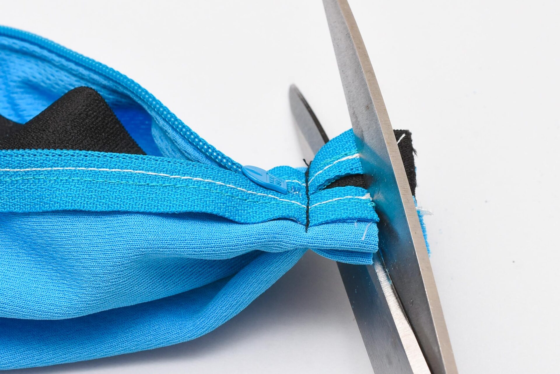Sew a Runner Belt: An Easy DIY Tutorial - The Last Stitch
