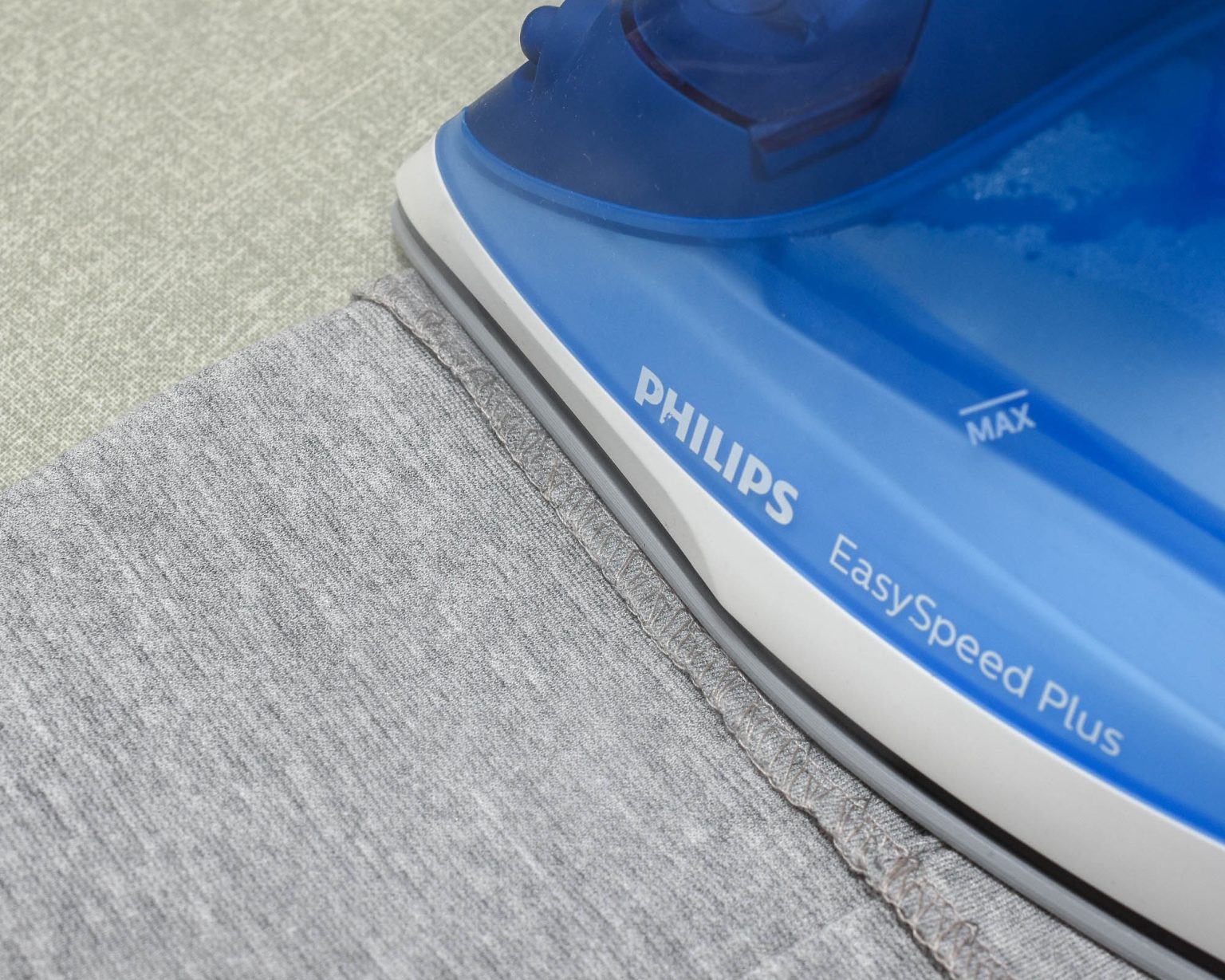Invisible blind-stitch hemming: Vide Sew-Along – The Last Stitch ...