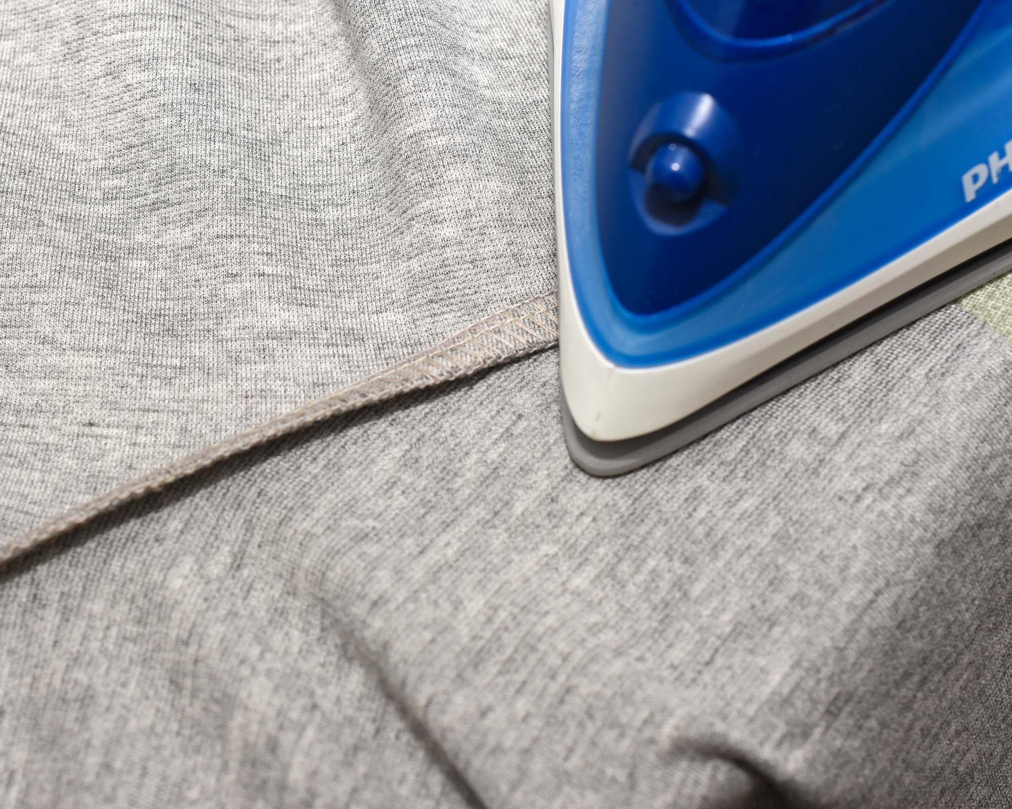Crotch and side seams: Vide Sew-Along – The Last Stitch Johanna Lundström